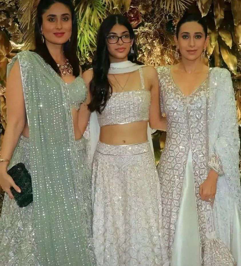 Karishma Kapoor Daughter: जवां हो गई है करिश्मा की लाडली समायरा, क्या ...