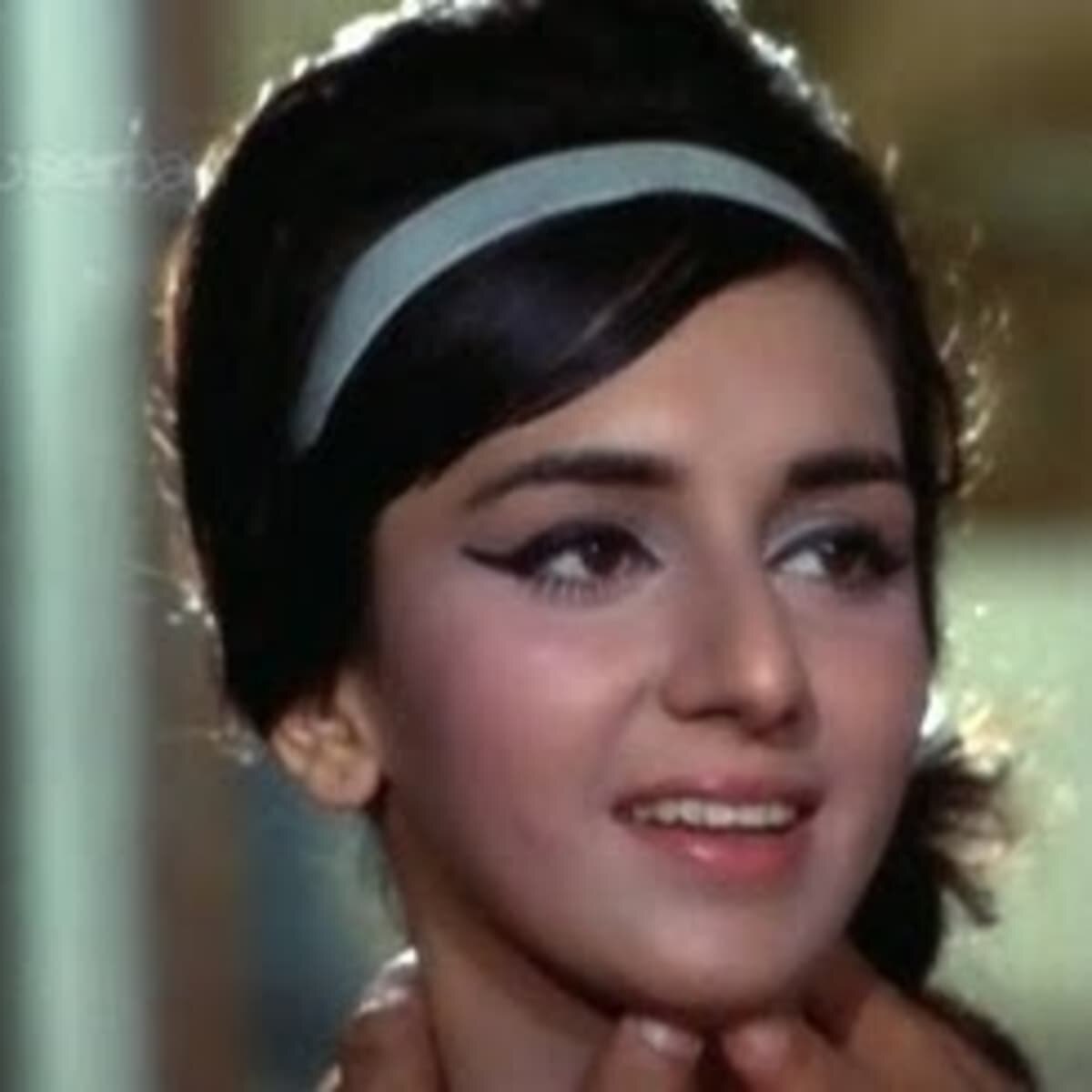 फरेब के दलदल में फंसी दिग्गज एक्ट्रेस, पति ने दूसरों संग सोने को किया मजबूर, अर्श से फर्श तक की ...