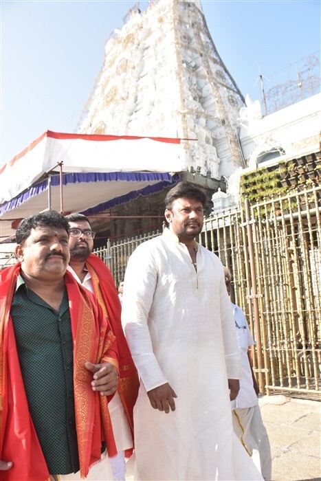 Darshan Thoogudeepa: ಹುಟ್ಟುಹಬ್ಬಕ್ಕೂ ಮುನ್ನ ತಿರುಪತಿ ತಿಮ್ಮಪ್ಪನ ದರ್ಶನ ಪಡೆದ ...