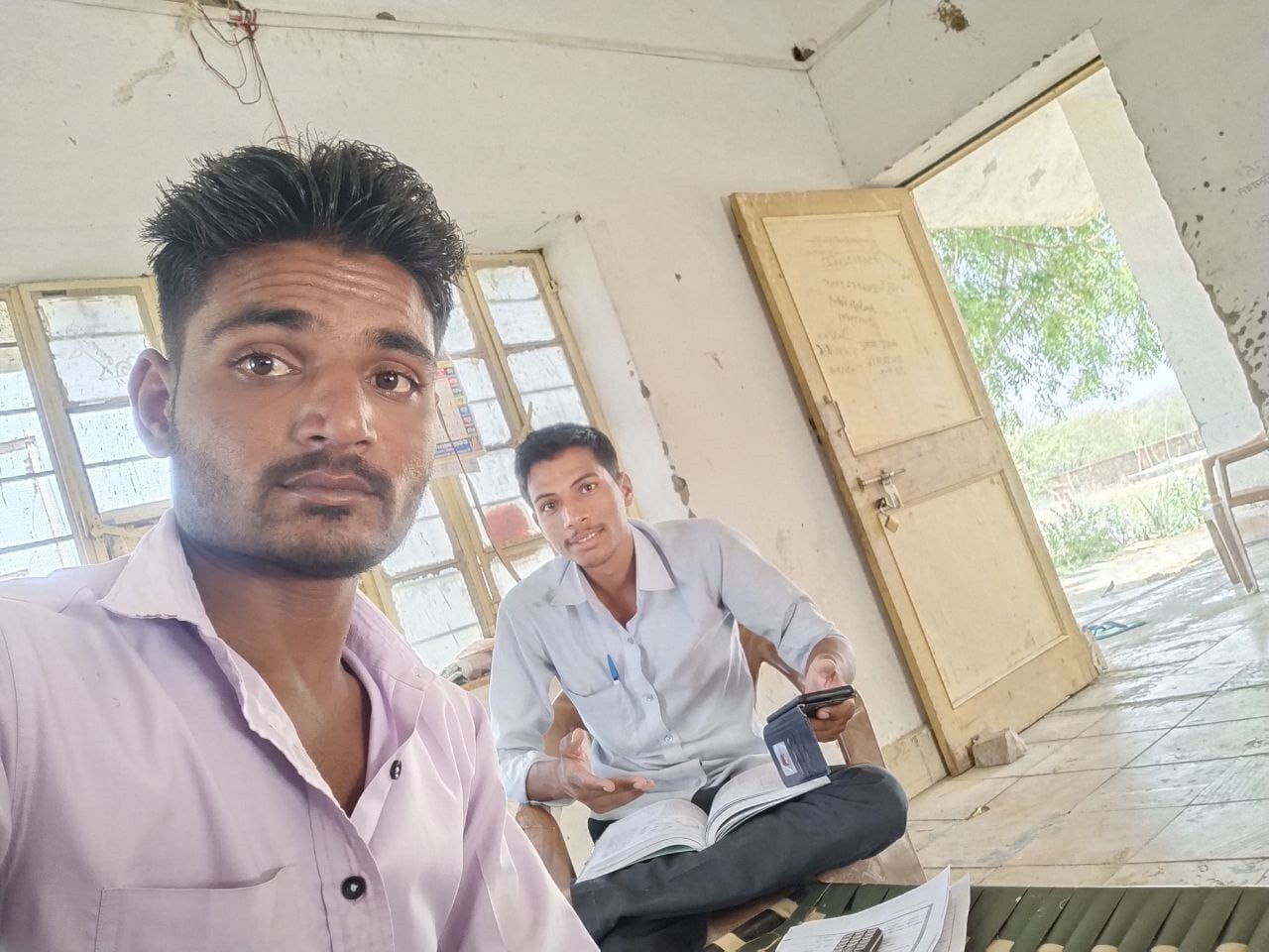 Motivational Story: पूरे गांव में मिसाल बनी भंवरलाल की कामयाबी, पिता ने ...