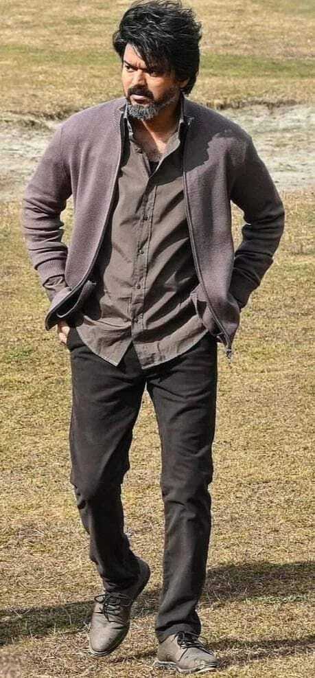 రాజకీయాల్లోకి విజయ్ అరంగేట్రం.. పార్టీ పేరు ప్రకటించిన దళపతి | Tamil ...