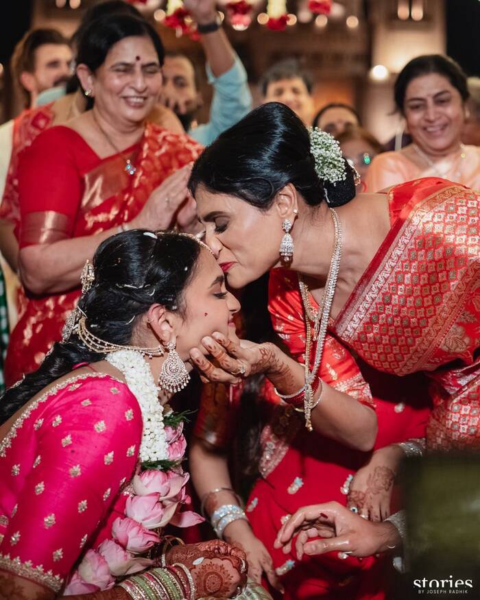 హిందూ సంప్రదాయంలో రాజారెడ్డి - ప్రియా వివాహం.. సంబరాల్లో వైఎస్ షర్మిల ...