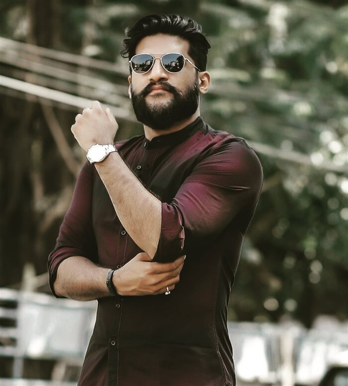 മുന്‍ഭാര്യയുടെ സംരംഭത്തിന് കൈയടിച്ച് വിജയ് യേശുദാസ്; ആരാണ് ദര്‍ശന എന്നറിയാമോ..? | Do You Know ...