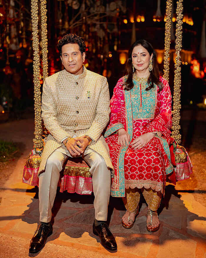 అంగరంగ వైభవంగా అనంత్ అంబానీ- రాధికా మర్చంట్ ప్రీ వెడ్డింగ్ వేడుక ...