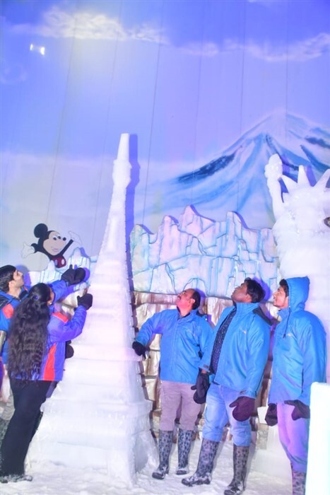 ಬೆಂಗಳೂರಲ್ಲಿ ಹಿಮದಲ್ಲಿ ಅರಳಿದ ಶ್ರೀರಾಮ ಮಂದಿರ & ವಿಶ್ವದ ಅದ್ಭುತಗಳ ಪ್ರದರ್ಶನ ...