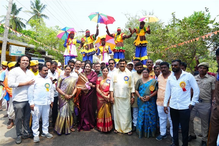 Anegundi Utsava Photos: ಆನೆಗೊಂದಿ ಉತ್ಸವ ಅದ್ಧೂರಿ ವೈಭವ ನೋಡ ಬನ್ನಿ ...