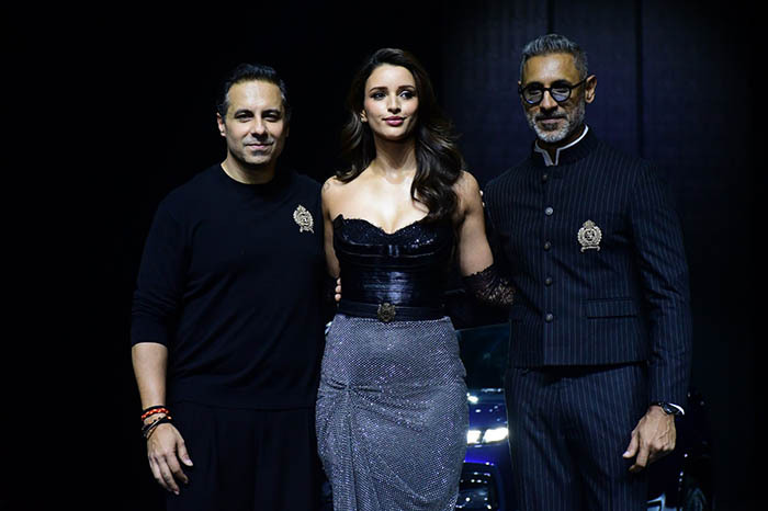 Lakme Fashion Week 2024: Tripti Dimri Steals The Show In Chic Black Look - Oneindia