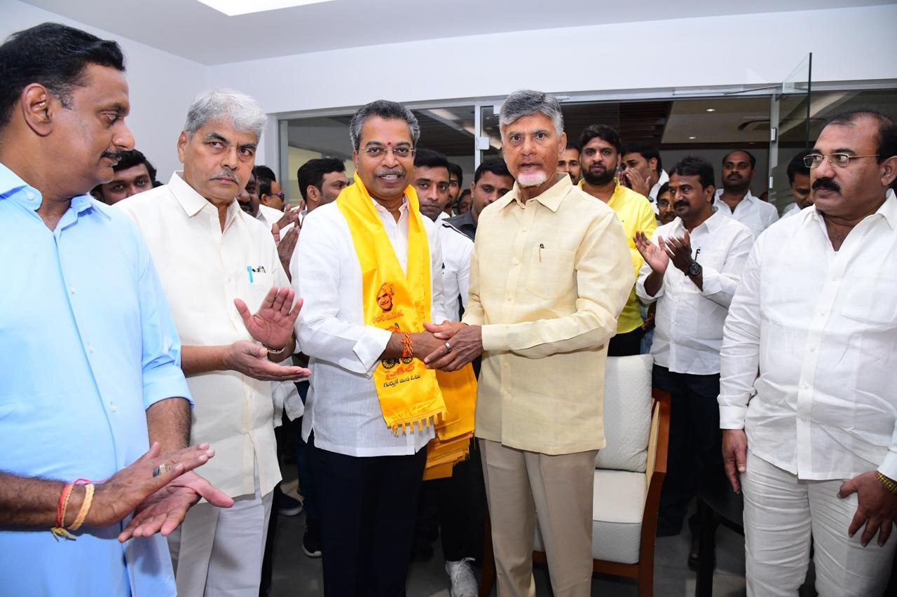టీడీపీలో చేరిన వైసీపీ ఎమ్మెల్యే వసంత కృష్ణ ప్రసాద్. | Mylavaram MLA ...