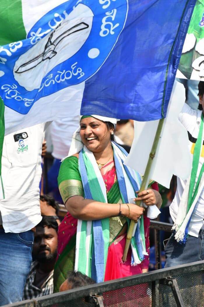 సిద్ధం..! జగన్నామస్మరణం.. భారీ జన సమూహం.. | Stunning Photos From YSRCP's Siddham Public Meeting ...
