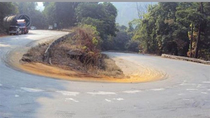 ಗ್ಯಾಸ್ ಟ್ಯಾಂಕರ್ ಪಲ್ಟಿ, ಶಿರಾಡಿ ಘಾಟ್‌ನಲ್ಲಿ ವಾಹನ ಸಂಚಾರ ಬಂದ್ | Vehicle ...