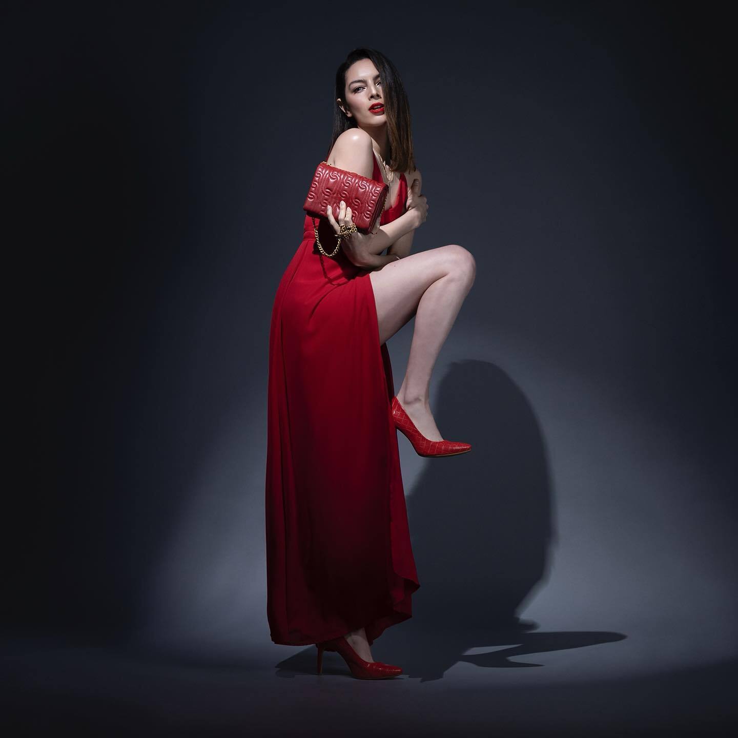 Who Is Grecia Munoz? Zomato CEO Deepinder Goyal's Second Wife - Oneindia