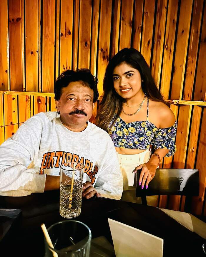 రామ్ గోపాల్ వర్మ చేతికి చిక్కిన రీతు చౌదరి.. భామ ప్యూచర్ మారుతుందా? | Ram Gopal Varma And Rithu ...