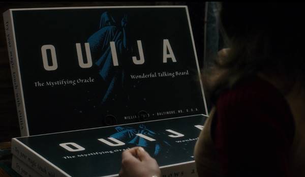 பேய்களின் சாம்பிராஜ்ஜியம்! தெரியாமல் ஓஜா விளையாடிய குடும்பம்.. காவு வாங்க காத்திருக்கும் பேய் ...
