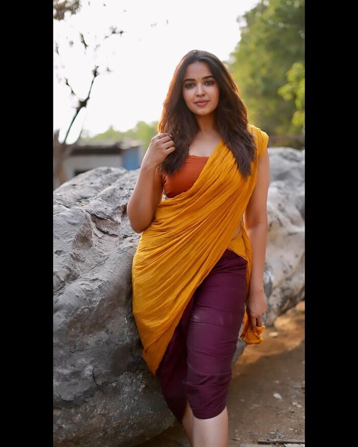 బికినీ షోతో హీటెక్కిస్తున్న పూజిత పొన్నాడ.. డోస్ అమాంతం పెంచేసిందిగా ...