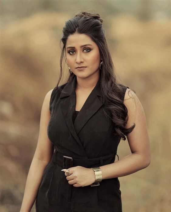 Rithanya Vijay: ನಟ ದುನಿಯಾ ವಿಜಯ್ ಮುದ್ದು ಮಗಳು ರಿತನ್ಯಾ ಲುಕ್ ನೋಡಿದ್ರಾ? | Actor Duniya Vijay’s ...