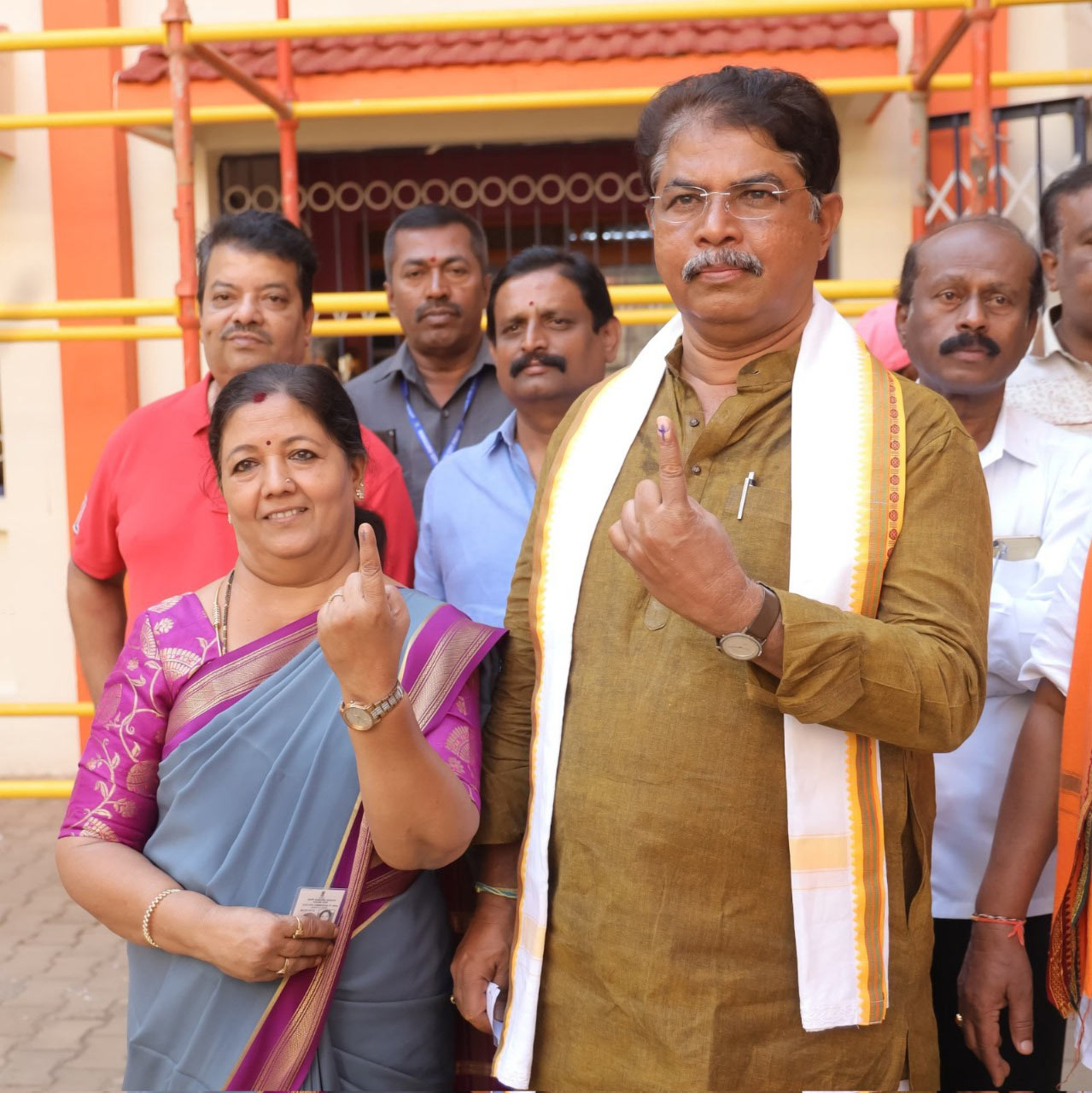 Karnataka Lok Sabha Elections 2024: Narayana Murthy, Nirmala Sitharaman ...