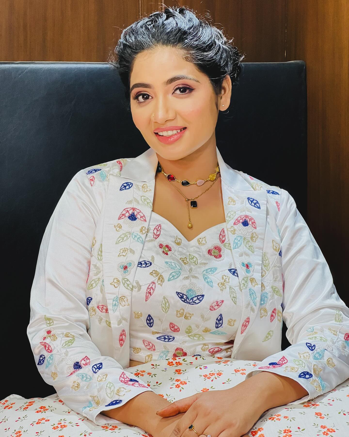 குக் வித் கோமாளி சீசன் 5ல் கலக்கும் நியூ கோமாளிஸ்.. யாரெல்லாம் ...