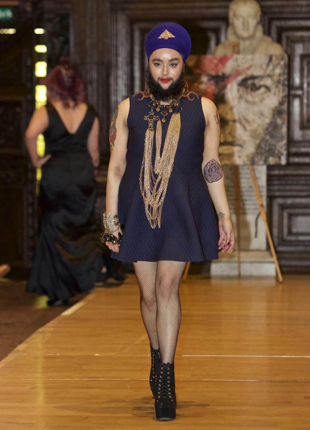 मिलिए 'दाढ़ी वाली मॉडल' से, जिसने कमजोरी को बनाई अपनी ताकत और बदल डाली ...