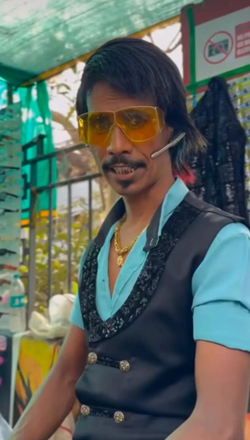 Meet Dolly Chaiwala: The Social Media Sensation Behind The Tea Counter In Nagpur - Oneindia