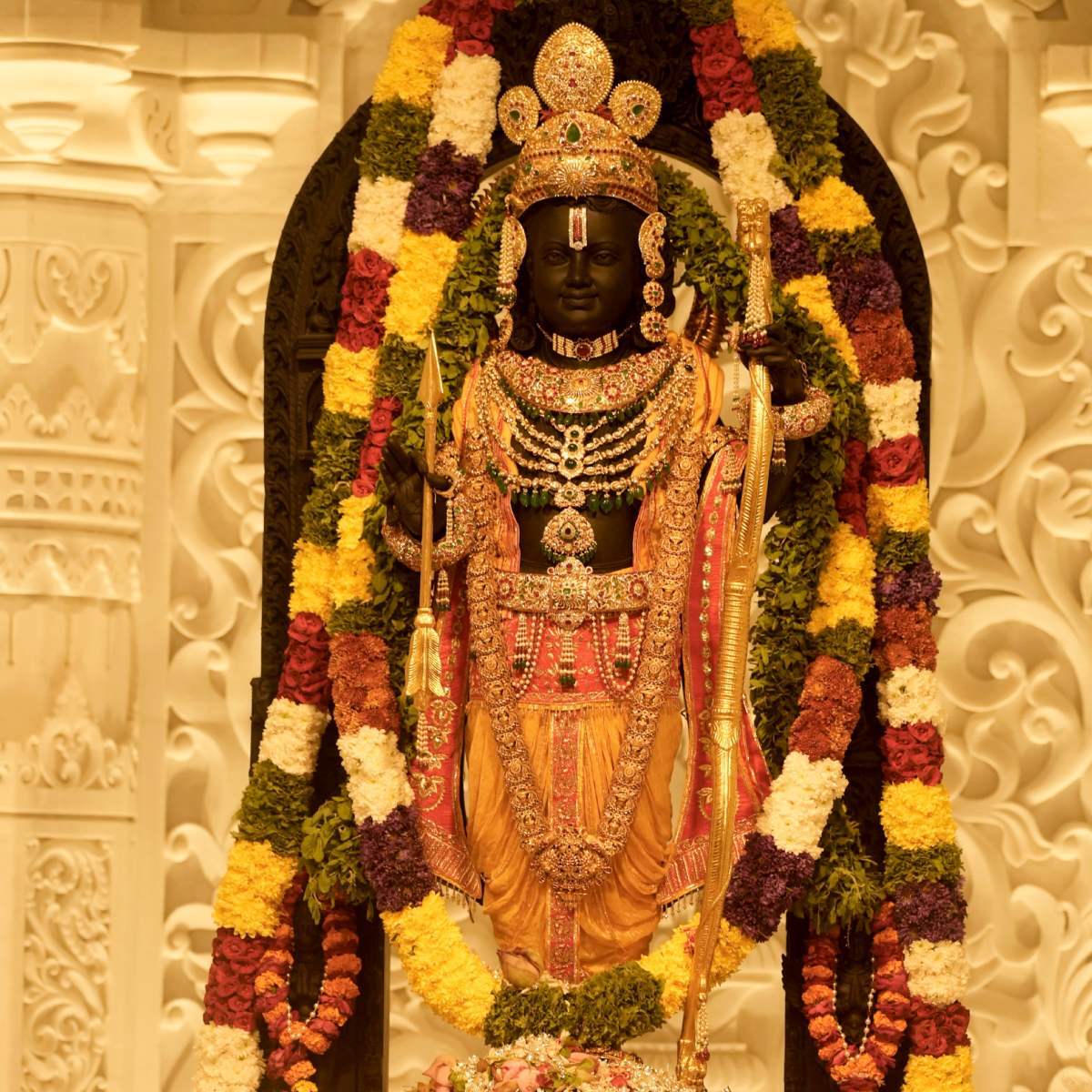 Photos: ರಾಮ ನವಮಿಯಿಂದ ರಾಮಮಯವಾದ ಅಯೋಧ್ಯೆ: ರಾಮಲಲ್ಲಾನ ಹಣೆಗೆ ಸೂರ್ಯನಿಂದ ತಿಲಕ ...