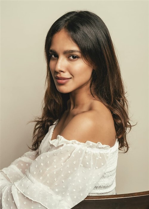 Jerusha: ವೀರ ಮದಕರಿಯ ಪುಟ್ಟ ಬಾಲಕಿ ಜೆರುಶಾ ಈಗ ನಾಯಕ ನಟಿ! | Veera Madakari Movie Child Actress Jerusha ...