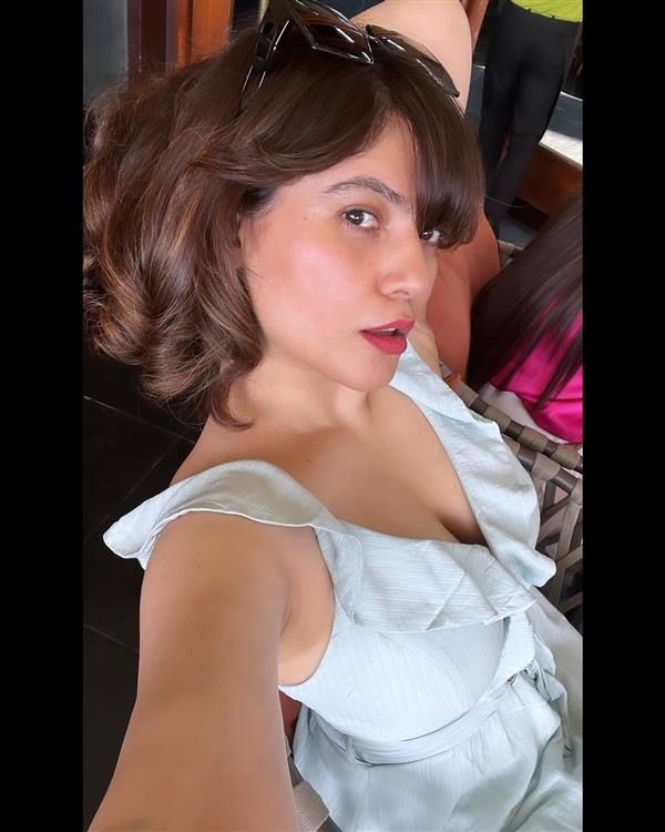 நண்பர்களுடன் கோவாவில் மஜா பண்ணும் பிக் பாஸ் ஷெரின்.. வெளியான லேட்டஸ்ட் வெகேஷன் க்ளிக்ஸ் ...