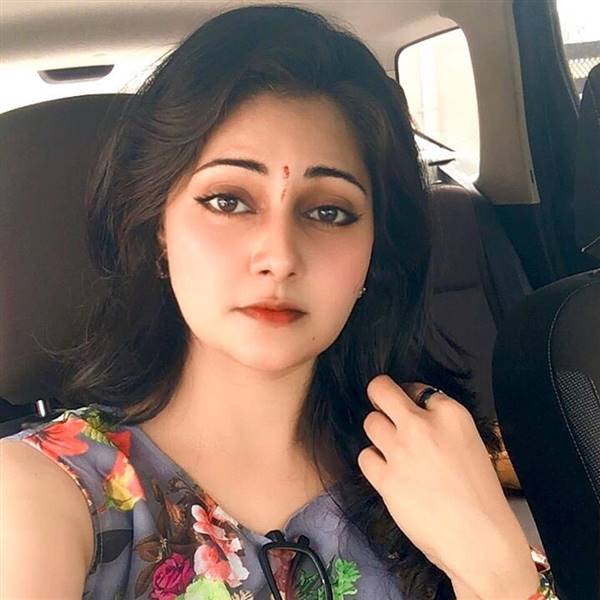 'அவள் பெயர் தமிழரசி' பட நாயகியை நினைவிருக்கா? இப்போ எப்படி இருகாங்க ...