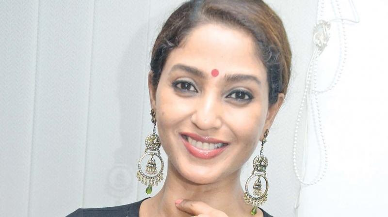 अमिताभ बच्‍चन की इस 'बहू' ने कीं 3 शादियां, पूर्व पति ने लगाए गंभीर ...