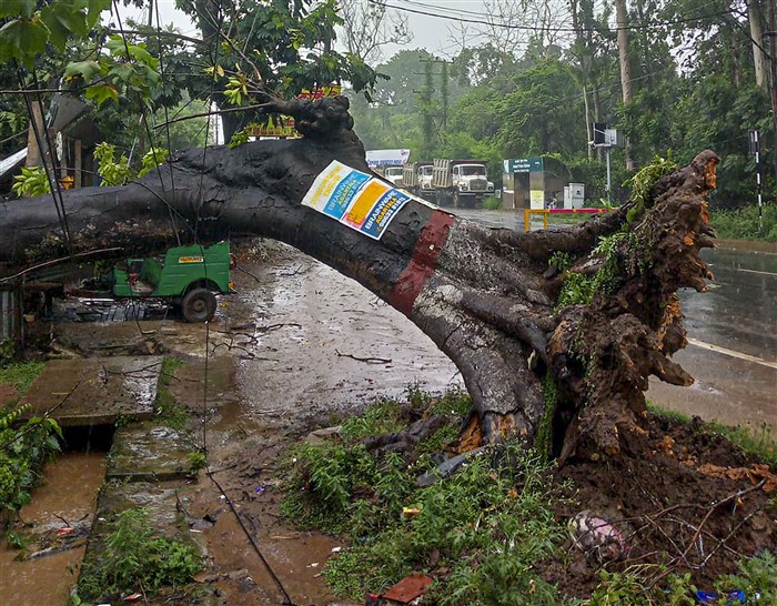 Cyclone Remal Photos | Cyclone Remal Live Updates | Cyclone Remal ...