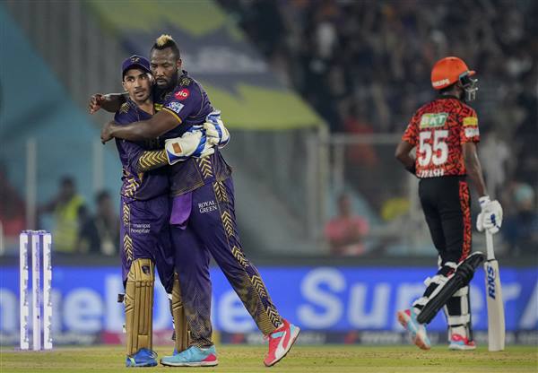 ஐபிஎல் இறுதி போட்டிக்கு முன்னேறிய கேகேஆர்.. செம குஷியில் ஷாருக்கான் ...