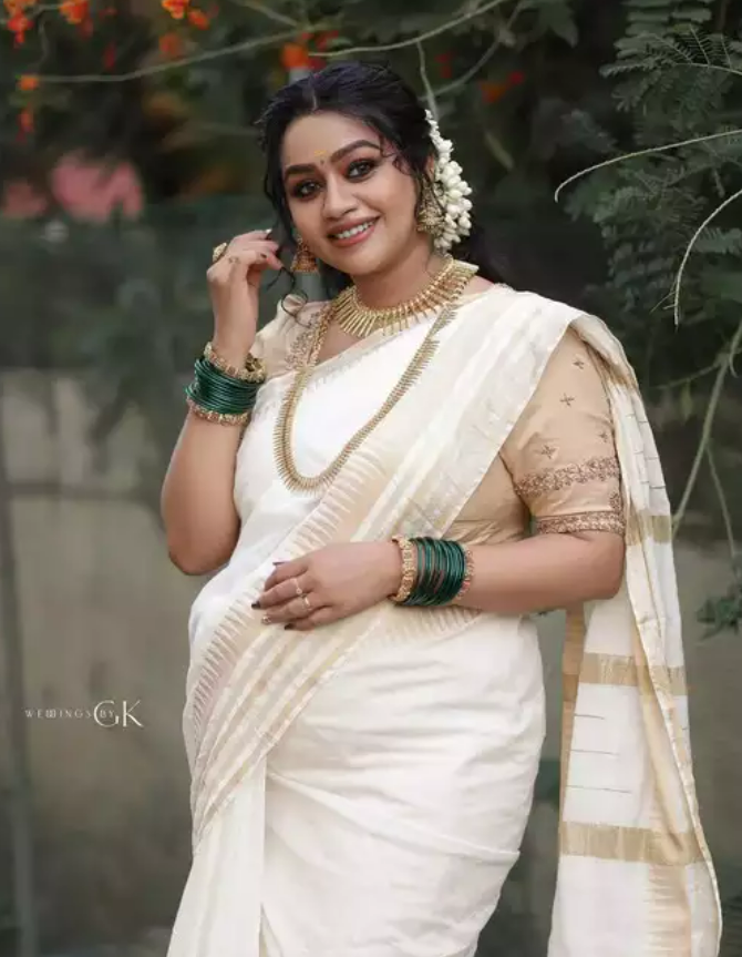 நடிப்பில் அவ்வளவு ஆர்வம்.. கர்ப்ப காலத்திலும் சீரியலில் நடித்த ...