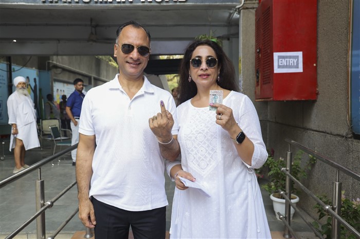 Lok Sabha Phase 6 Election Voting In Delhi Photos - Oneindia
