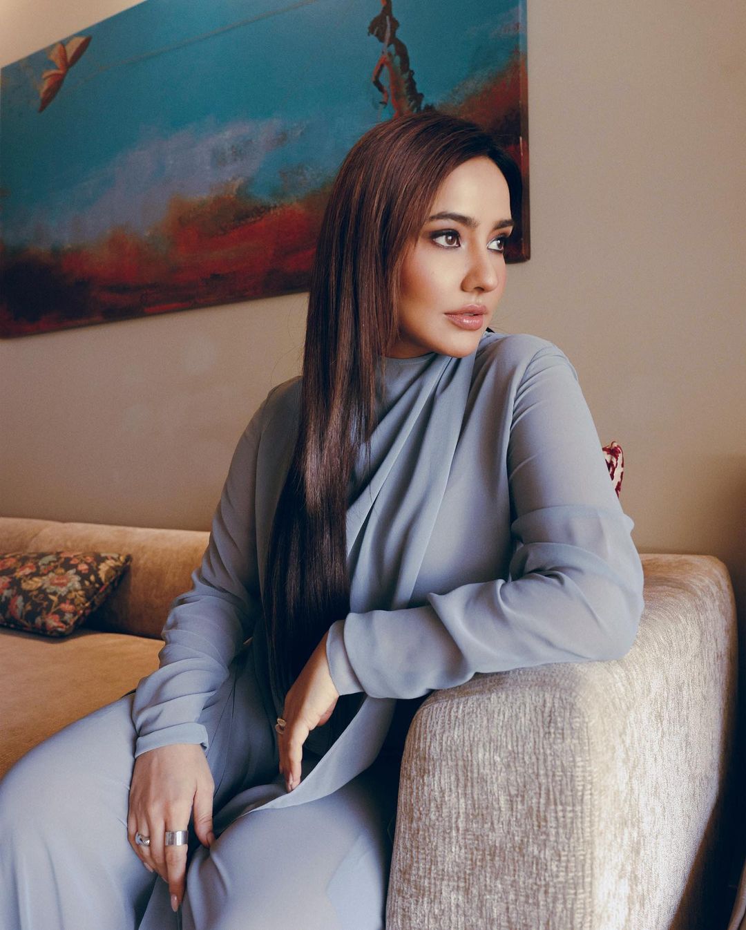 इंटरनेट पर छाया नेहा शर्मा का बॉसी लुक, किलर फोटोज देख यूजर्स के उड़े ...