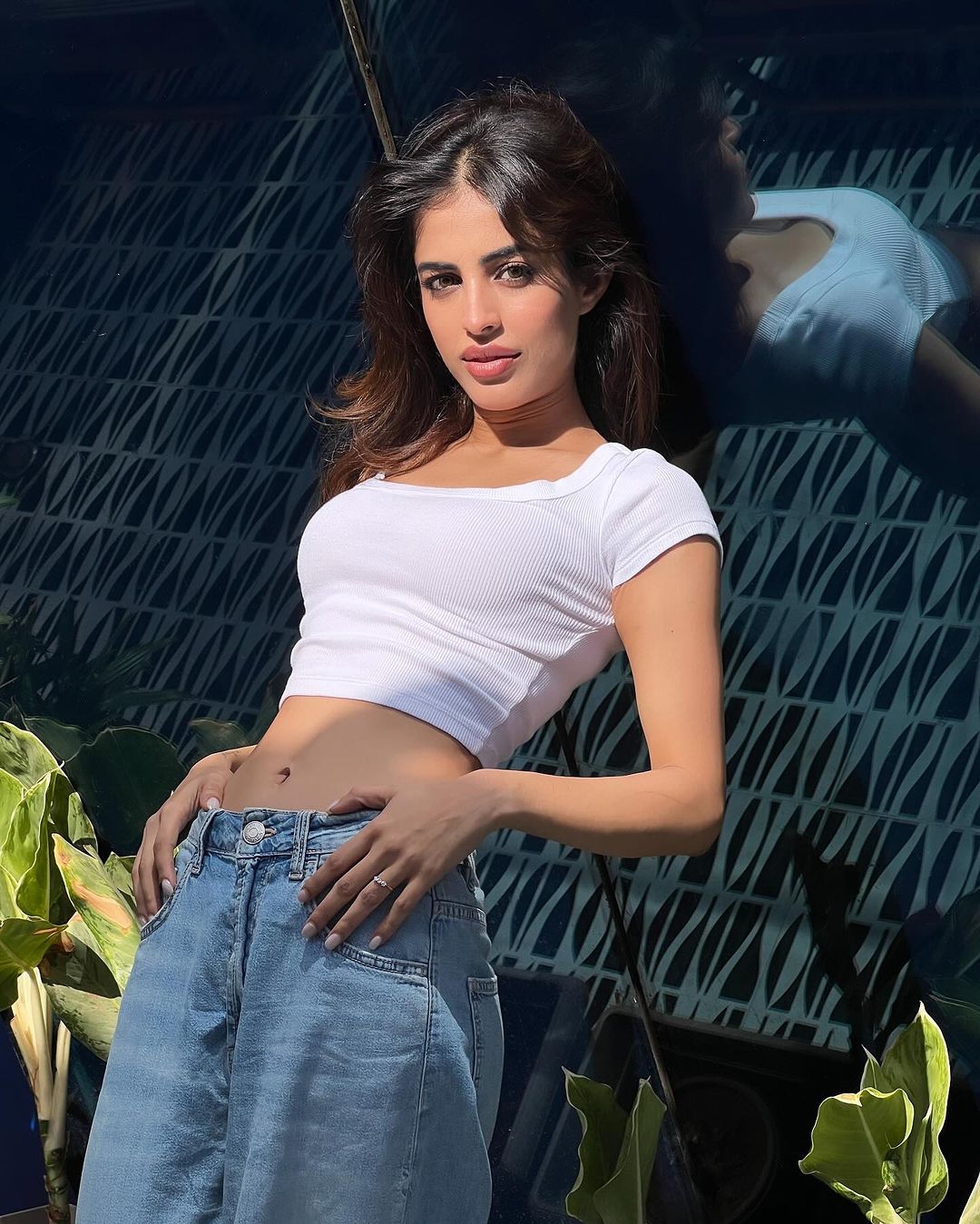 OTT पर इंटिमेट सीन्स देकर धमाल मचाने वाली एक्ट्रेस ने शेयर किया हॉट लुक ...