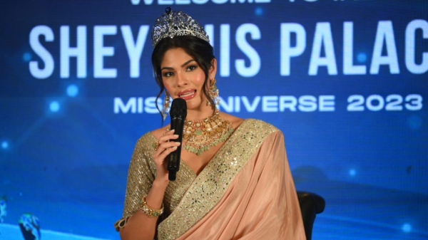 भारत पहुंची मिस यूनिवर्स 2023 शेन्निस पलासियोस को भा रहा बटर चिकन, किया ...