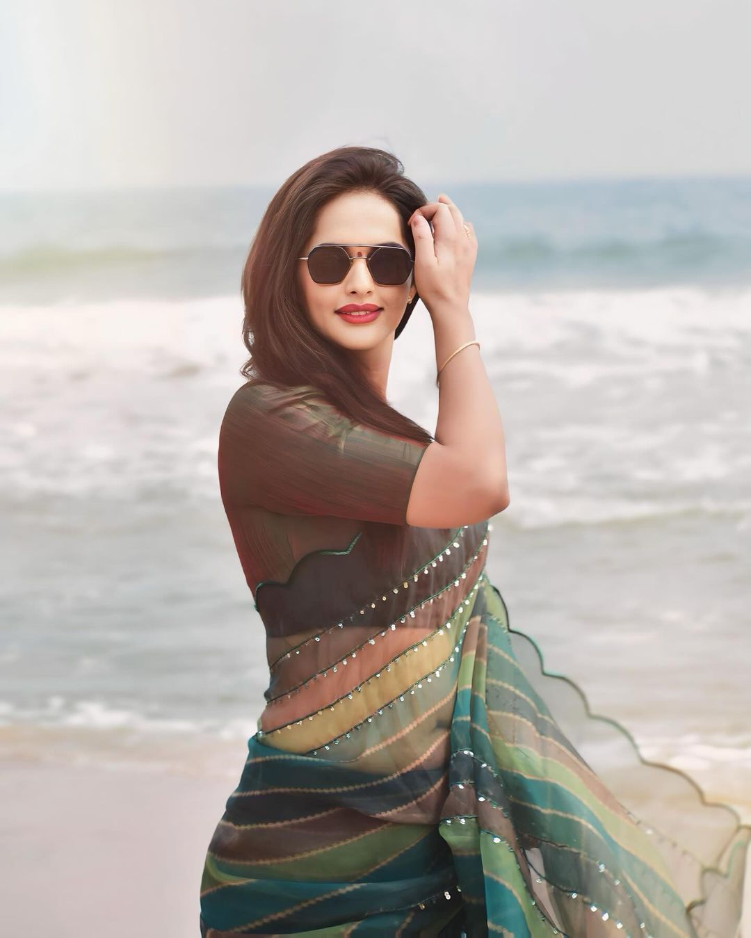 TV की इस फेमस एक्ट्रेस का प्राइवेट वीडियो हुआ लीक, वायरल करने वाले ने ...