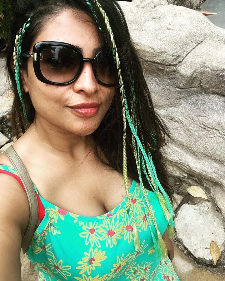 தாய்லாந்தில் வெகேஷனை என்ஜாய் பண்ணும் விஜே மகேஸ்வரி.. வெளியான லேட்டஸ்ட் கலர்புல் போட்டோஸ்! | Vj ...