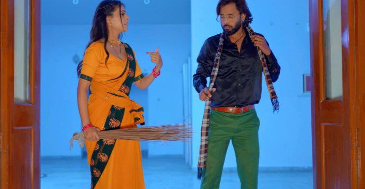 महिलाओं के साथ फ्लर्ट करते दिखे काजल त्रिपाठी के पति, अभिनेत्री ने कहा- छल कईल पड़ी महंगा ...