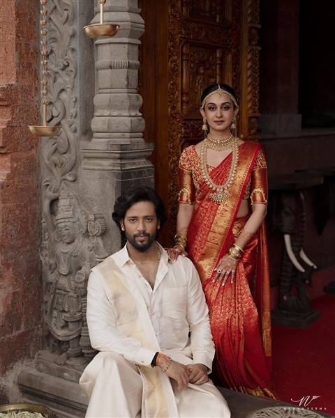 கோலாகலமாக நடந்து முடிந்த அர்ஜுன் மகள் திருமணம்.. லேட்டஸ்ட் ...