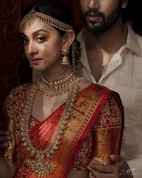 கோலாகலமாக நடந்து முடிந்த அர்ஜுன் மகள் திருமணம்.. லேட்டஸ்ட் ...