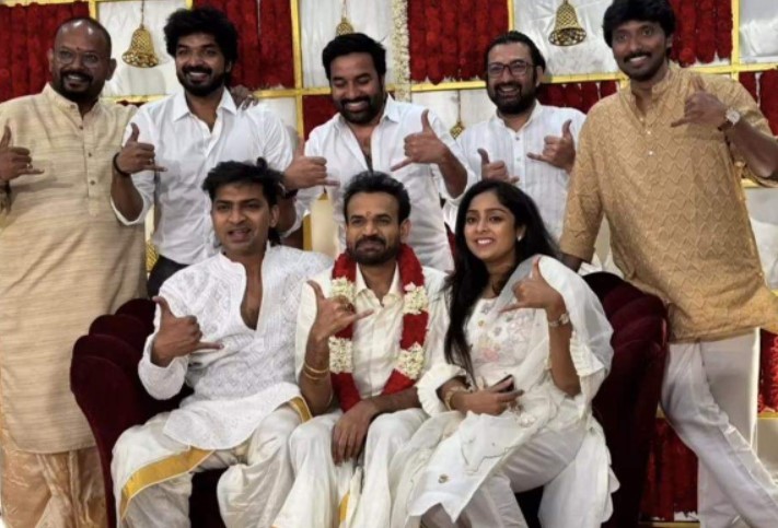கலகலப்பான நடிகர் பிரேம்ஜி கல்யாணம்.. சென்னை 28 நண்பர்களுடன் திருமண ...