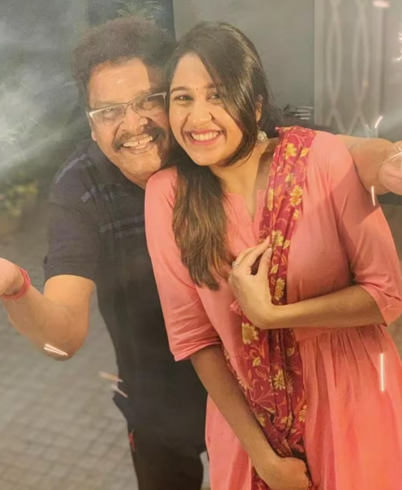 இயக்குநர் கே.எஸ். ரவிக்குமாரின் மகளை பாத்துருக்கீங்களா? சினிமா ...