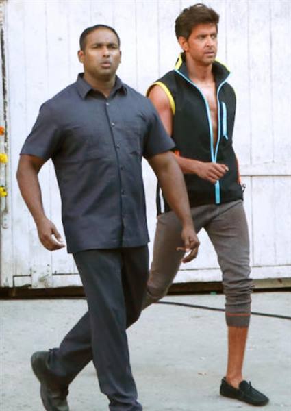 பாலிவுட் சினிமாவின் பணக்கார பாடி கார்டுகளின் லிஸ்ட்.. வருட வருமானம் ...