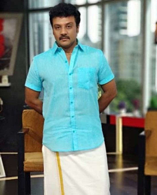 வெள்ளித்திரை நடிகர்களை போல.. பிசினஸில் கொடிகட்டி பறக்கும் சின்னத்திரை ...