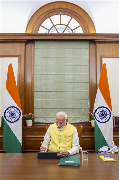 PM Modi Takes Charge Of Office | PM Modi Latest Photos | PM Modi Latest ...