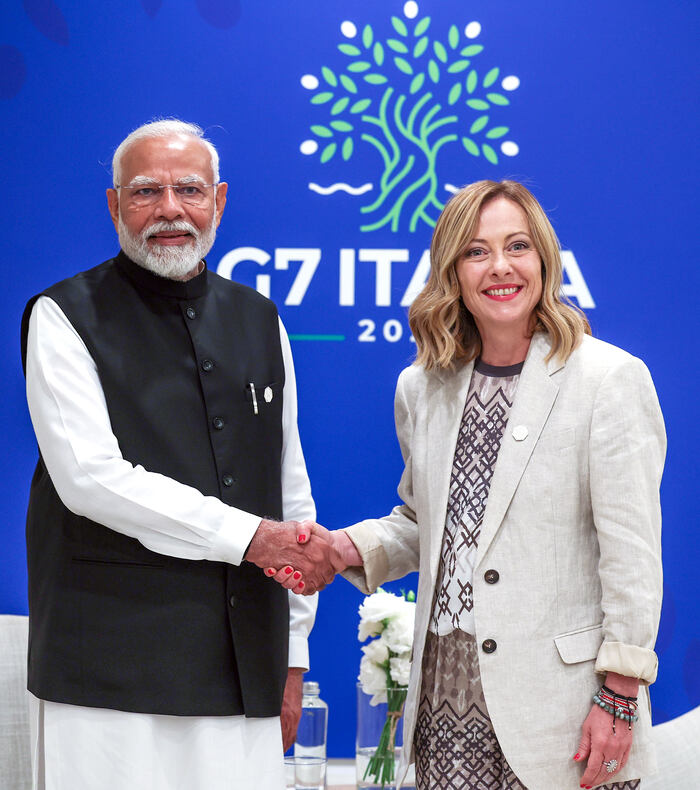 Modi-Meloni Selfie Viral: మోదీ, మెలోనీ సెల్ఫీ.. మోలోడీ మూమెంట్ వైరల్ ...