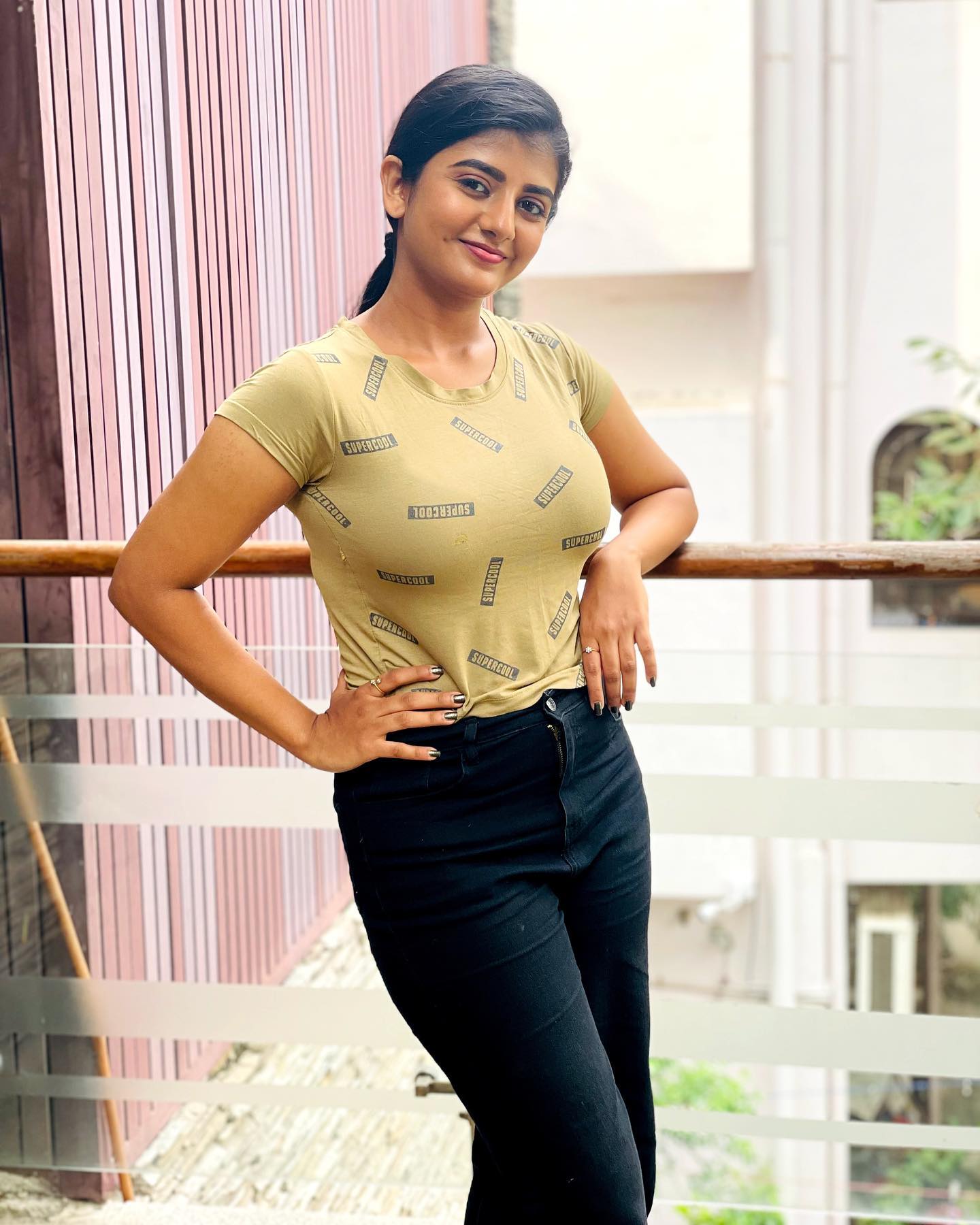 பிக் பாஸ் கேப்ரியல்லாவா இது? ரசிகர்களை சுண்டியிழுக்கும் லேட்டஸ்ட் ...