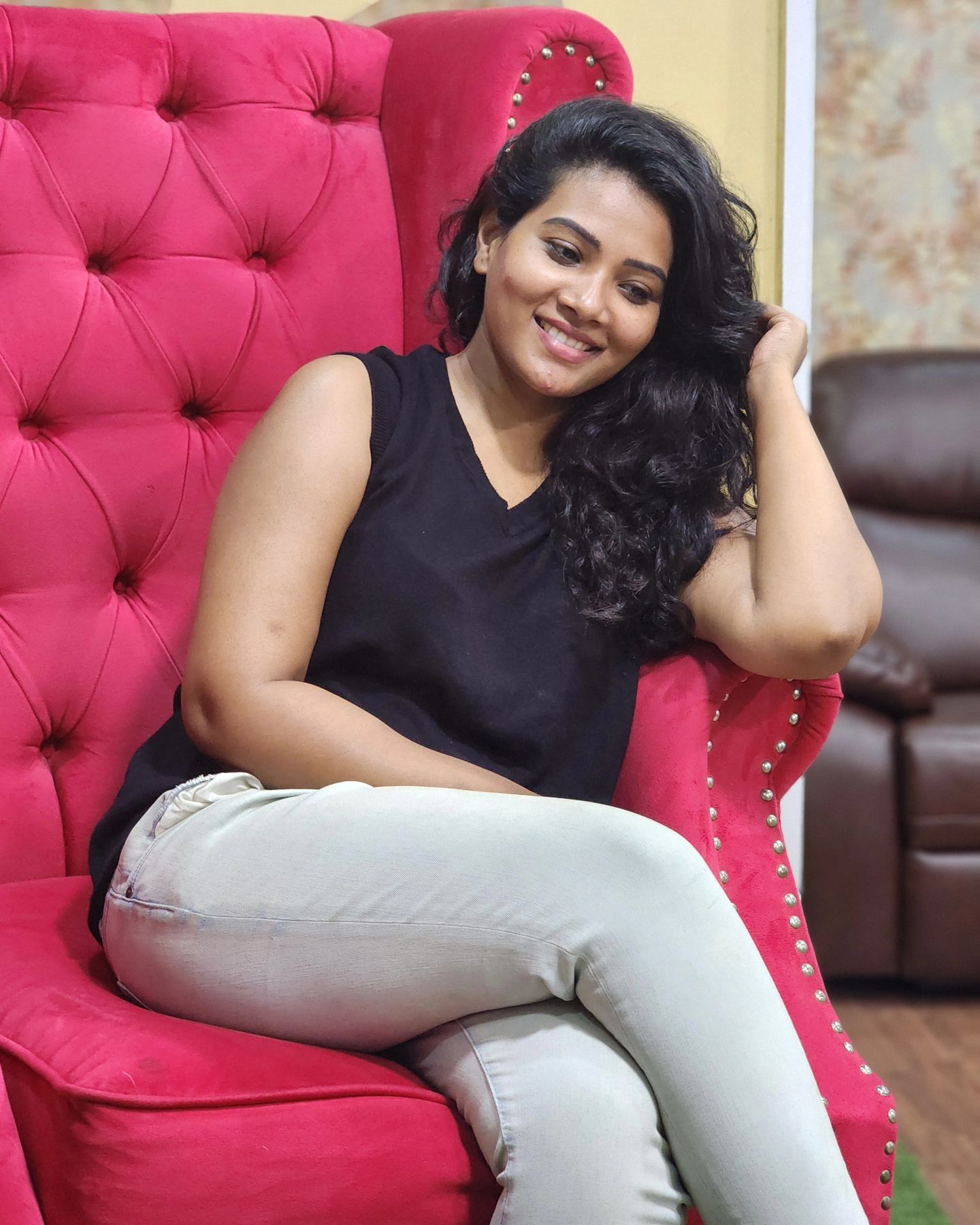 மாடர்ன் உடையில் சூப்பர் லுக்.. குக் வித் கோமாளி திவ்யா துரைசாமியின் ஸ்டன்னிங் க்ளிக்ஸ் ...