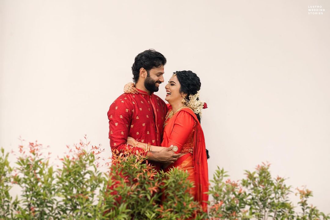 'அன்பே வா' சீரியல் நடிகை நிச்சயதார்த்தம்.. மாப்பிள்ளை இந்த நடிகரா? | Sun Tv Serial Actress Shree ...