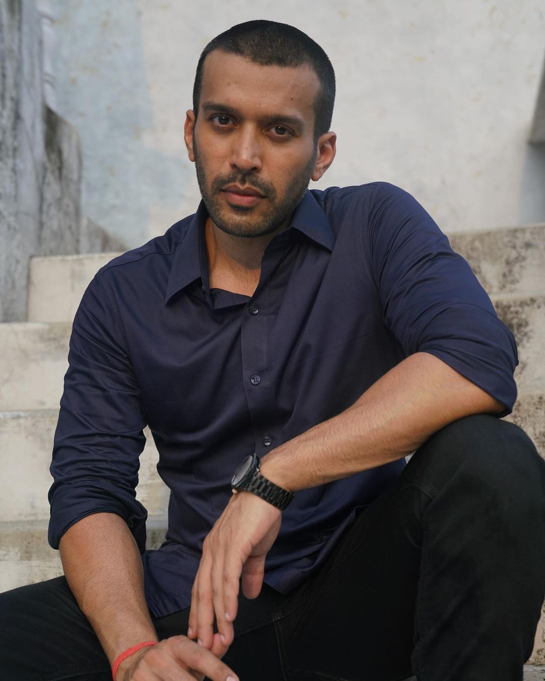 क्या मिर्जापुर में 'शरद शुक्ला' को मार दिया जाना चाहिए था? जानिए अपने ...